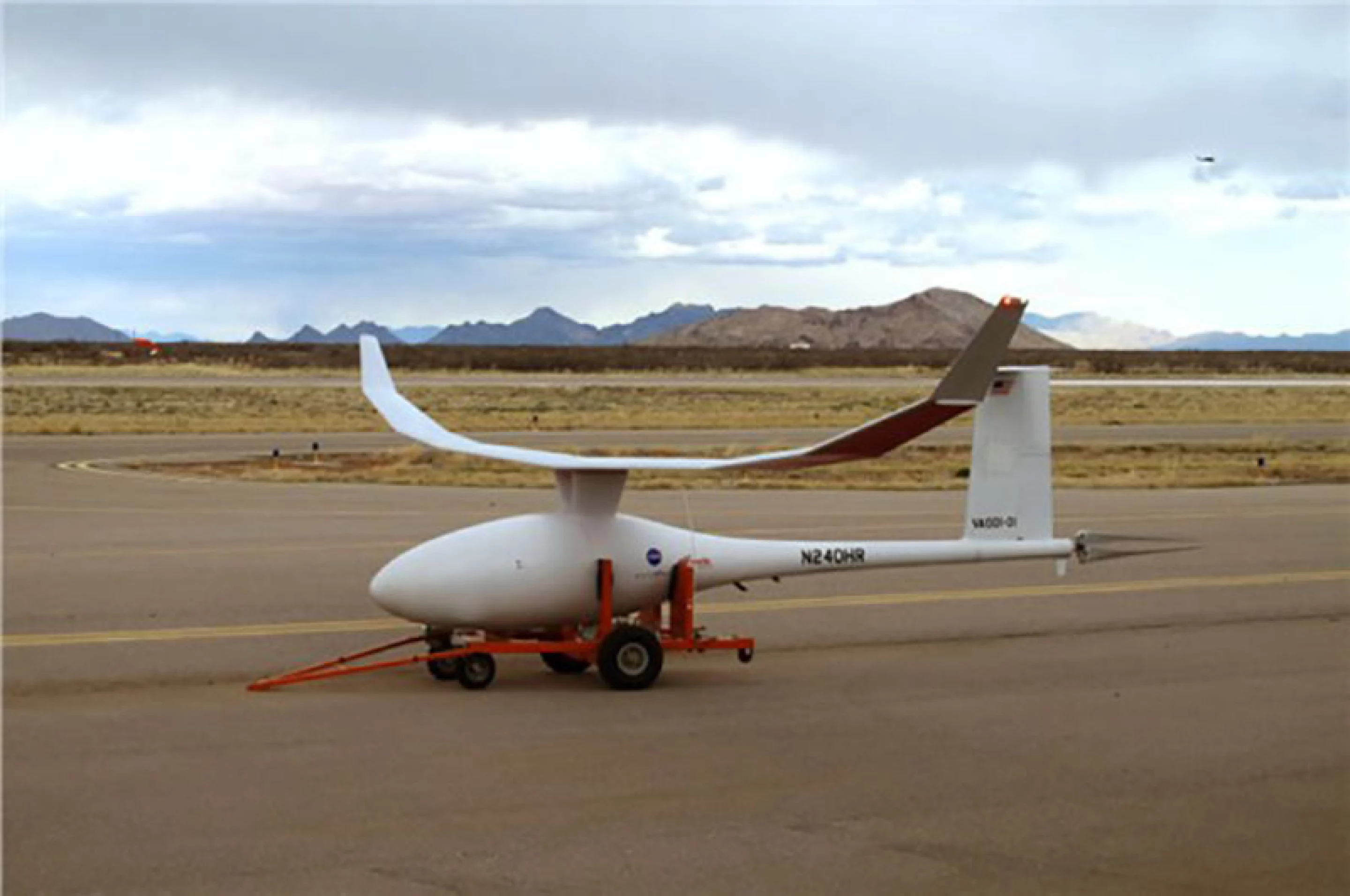 Jet fuel-powered UAV completes record 56-hour flight, with plenty left ...