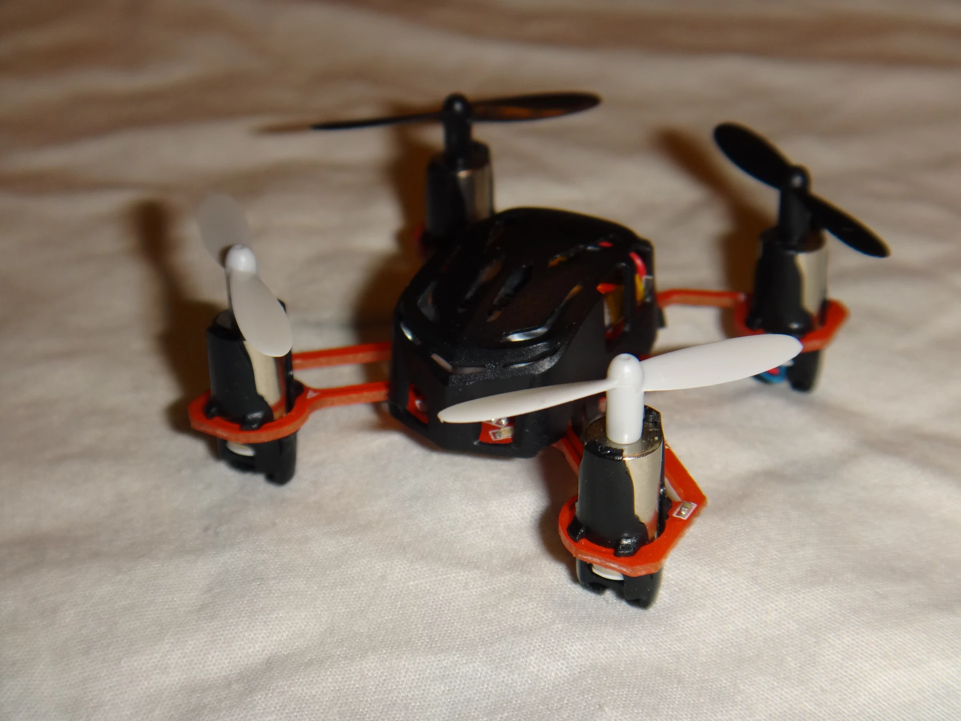 Review: Estes Proto X nano quadcopter