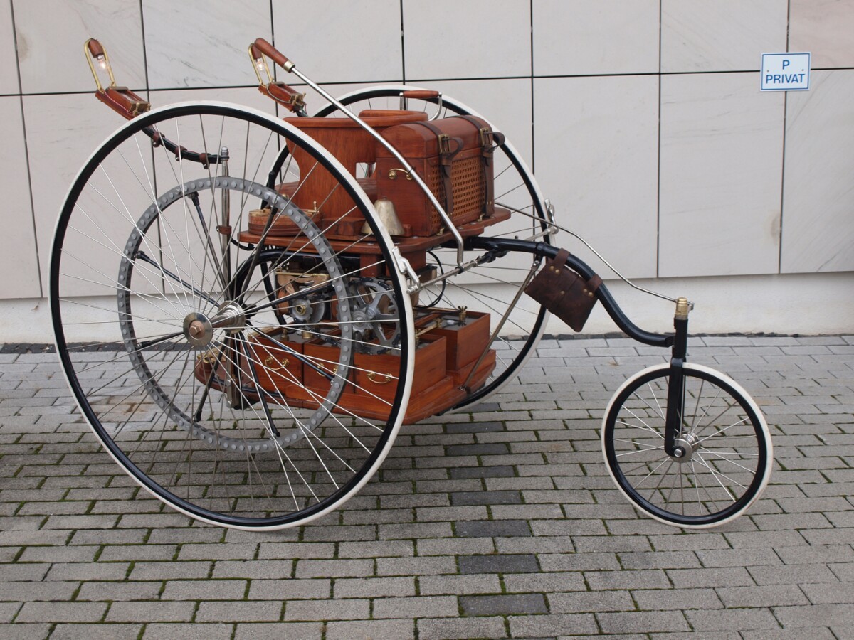 German museum team recreates and rides world's first electric car