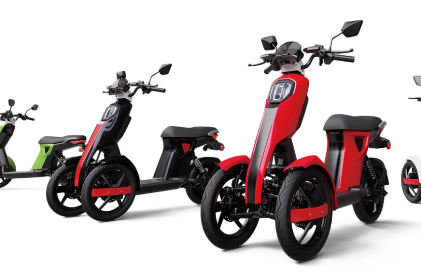 Tilting Electric Three Wheeler Scoots Down Roads Or Trails
