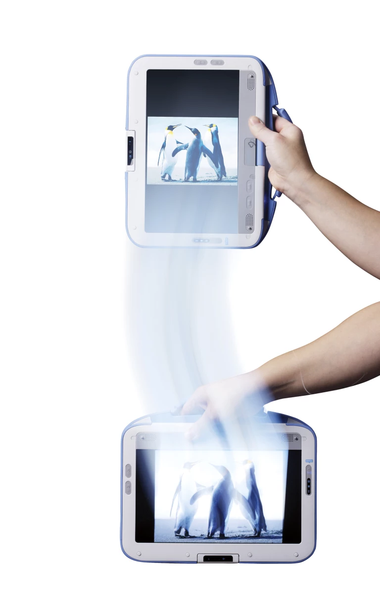 Intel unveils new low-cost convertible classmate PC design