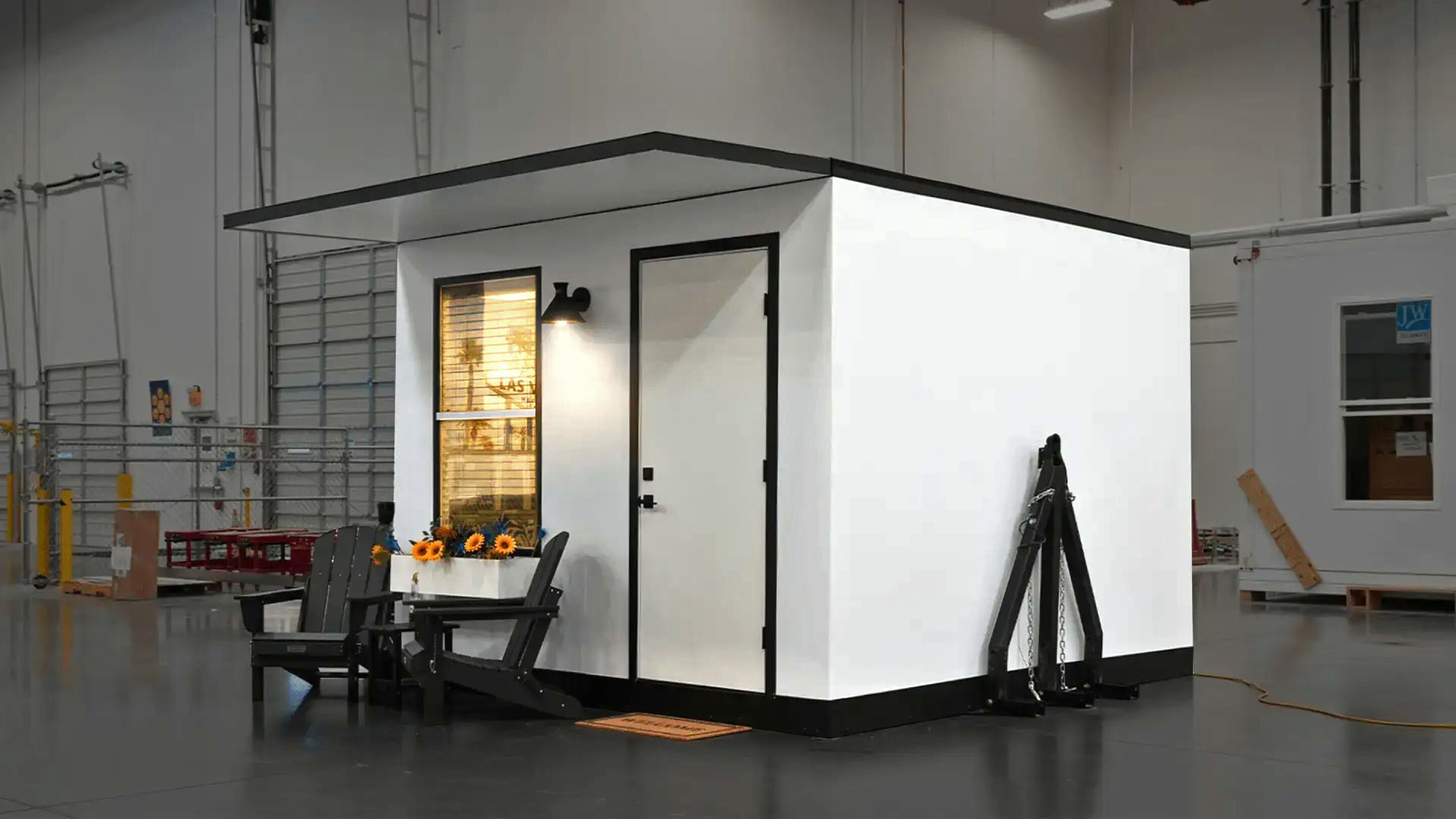 A foldable tiny home you can install in just 60 minutes without tools