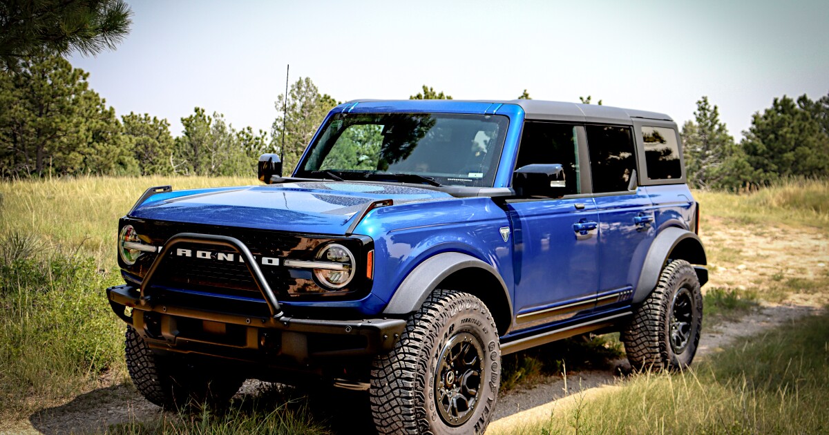 Review: New Ford Bronco looks like 1970, drives like 2021