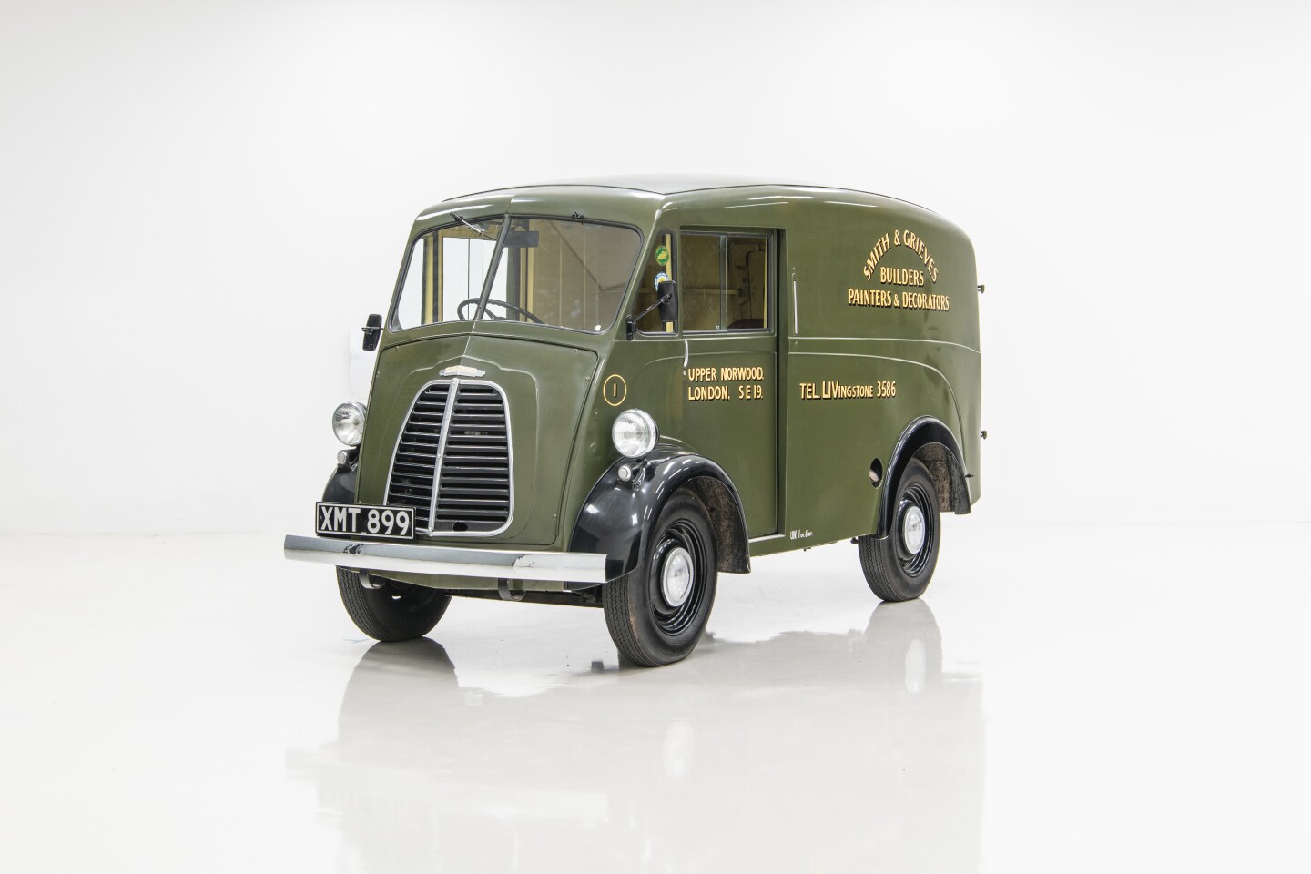 Morris JE van among the most adorable electric vehicles this lifetime