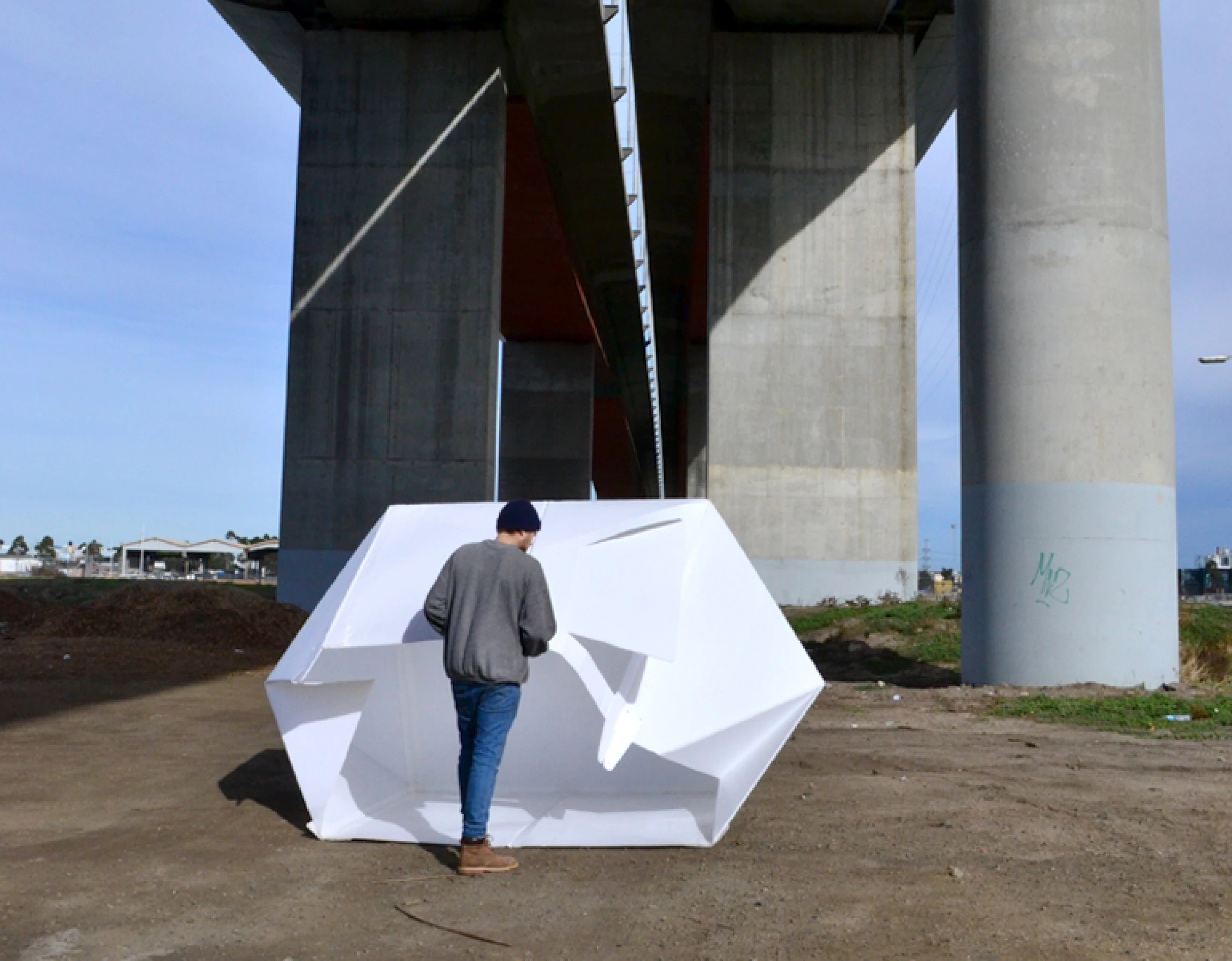 Collapsible Compact Shelter pops up in under two minutes