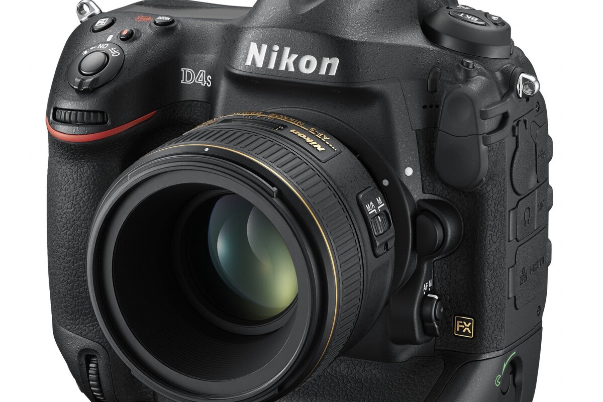 Nikon D4S: A speedy pro DSLR that isn't afraid of the dark