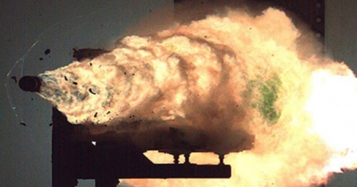 The electric cannon delivers shells over 200 miles at Mach 5