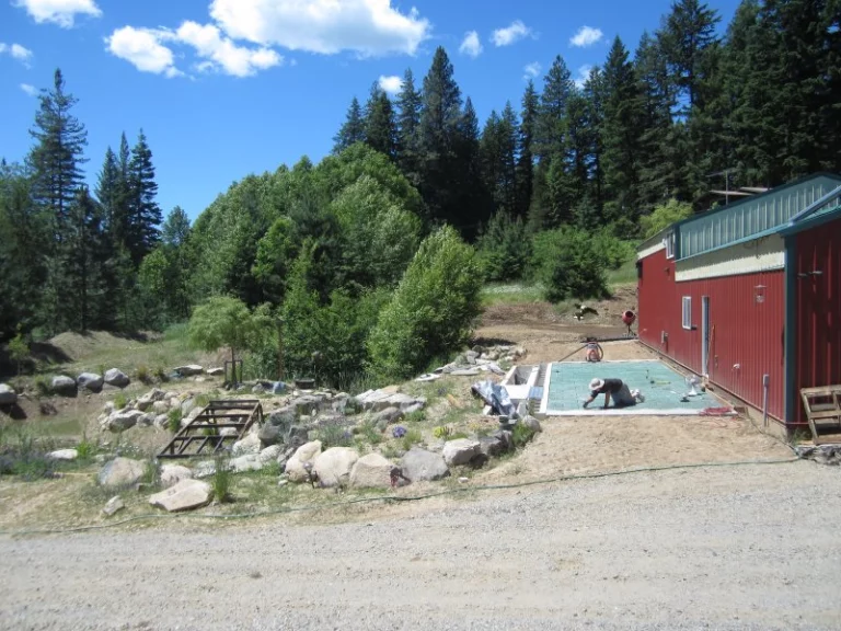 Solar Roadways installs energy harvesting parking lot