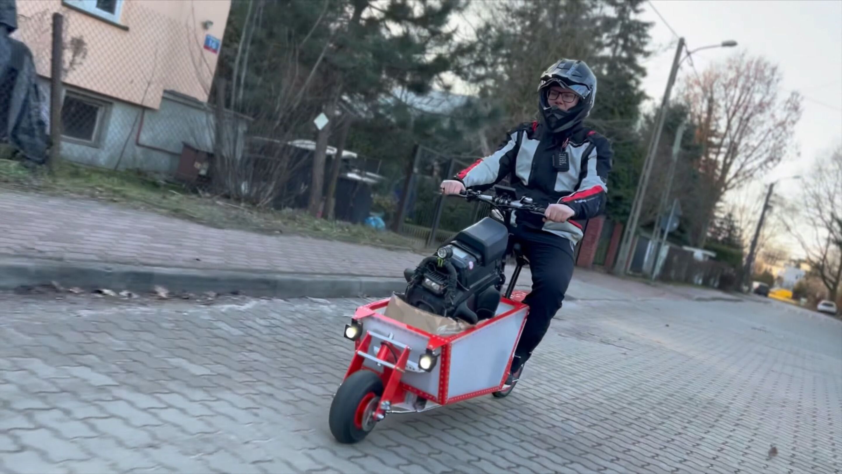 Cargo-hauling electric scooters make for a riveting ride