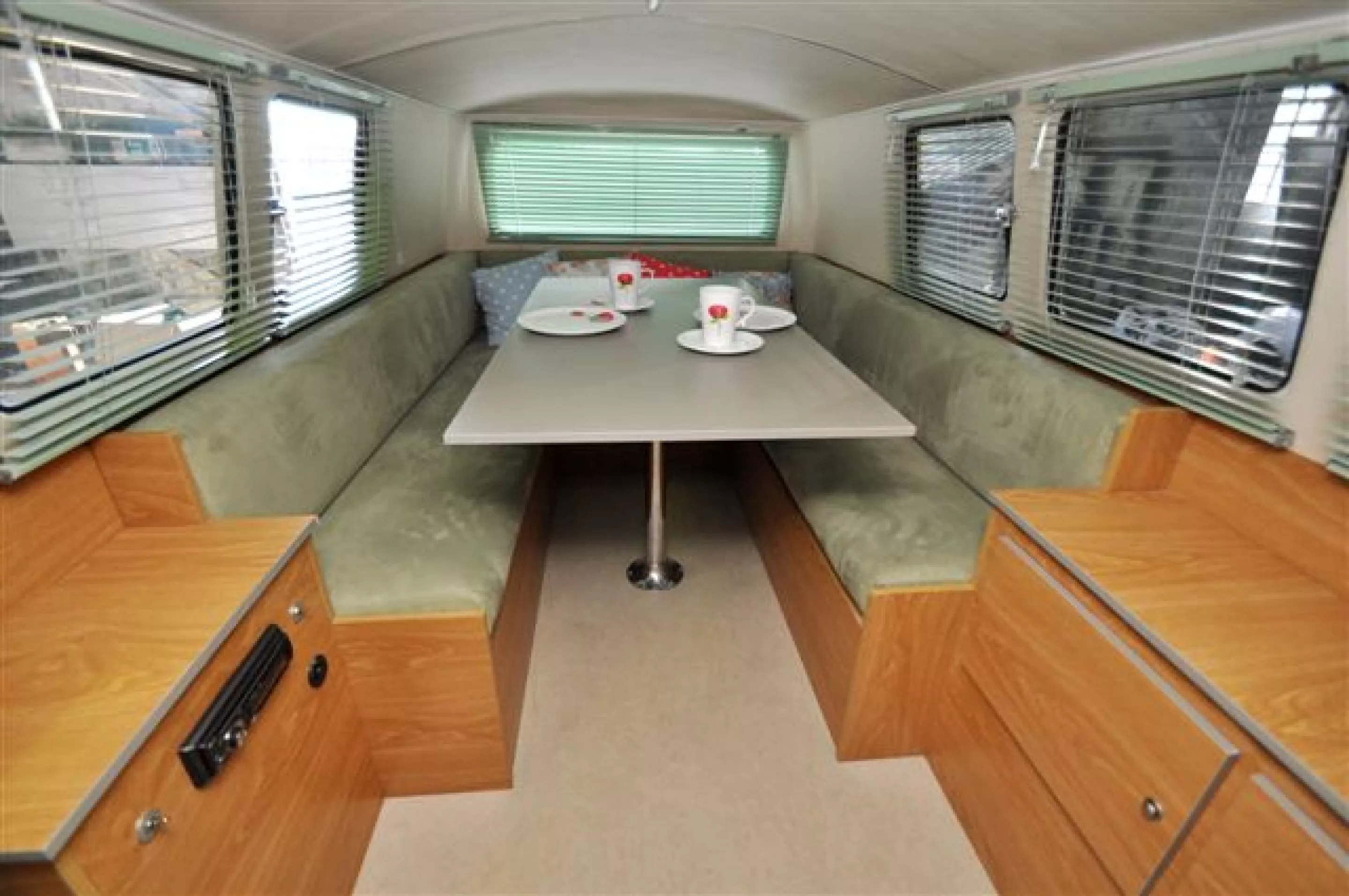 Dub box introduces retro-styled trailers for campers and foodies