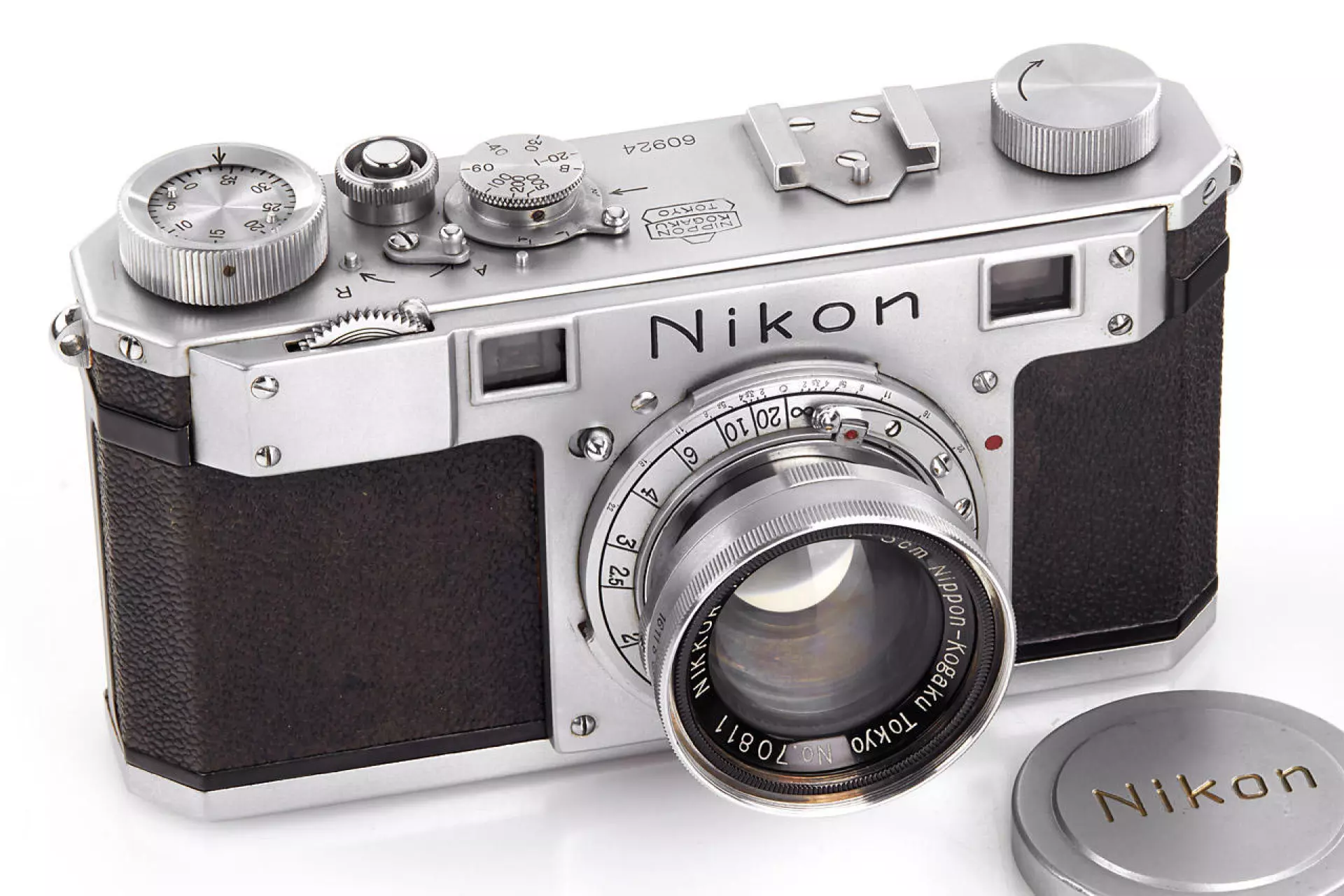 Third camera off Nikon production line up for auction