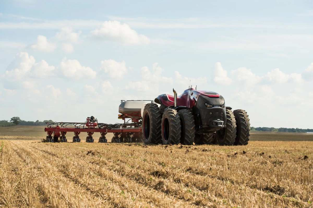 Self-driving tractors promise to get themselves to work, plow without ...