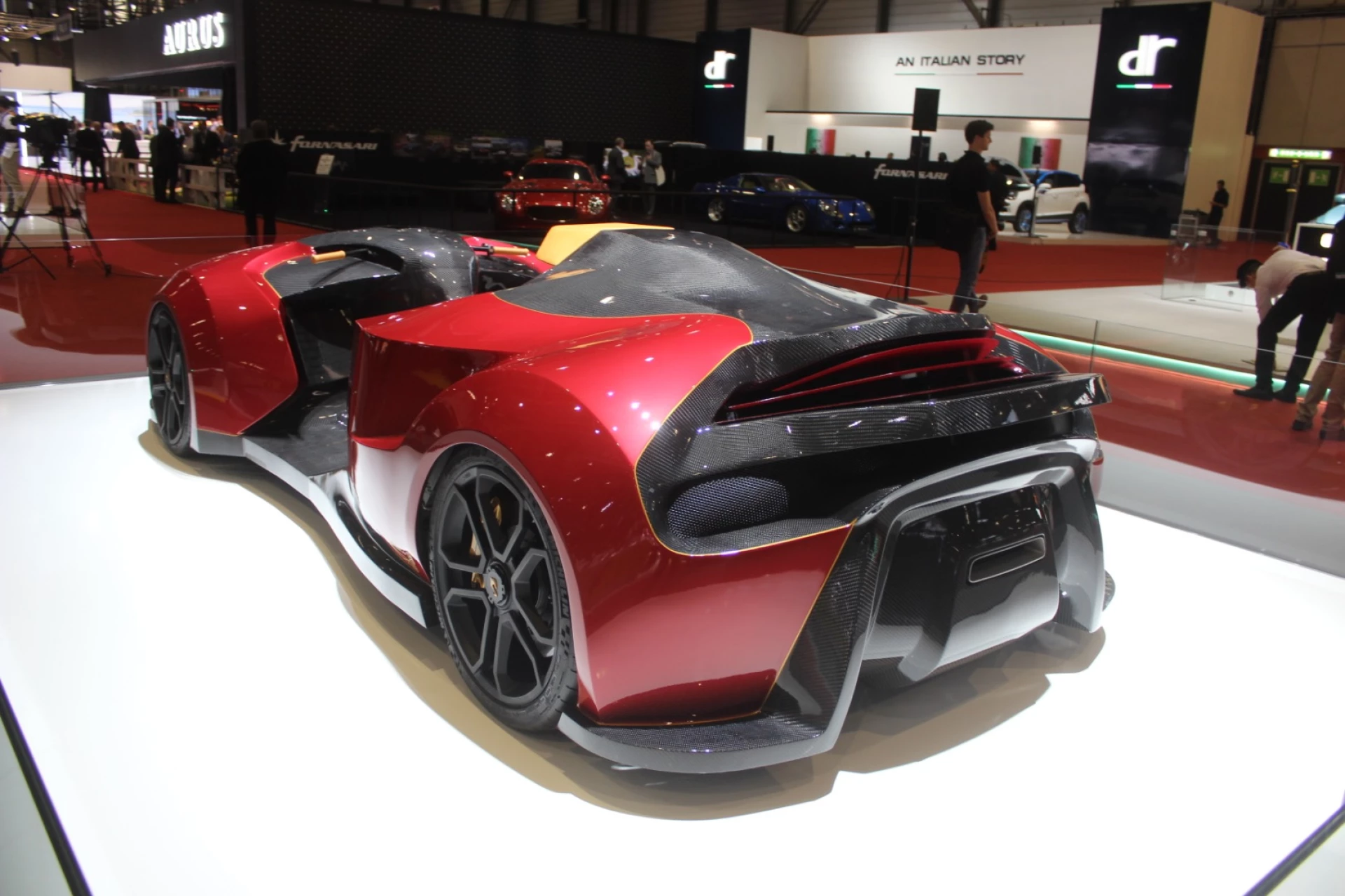 Horrifying Slovakian "Superquad" puts an 850-horsepower V10 motor in a ...