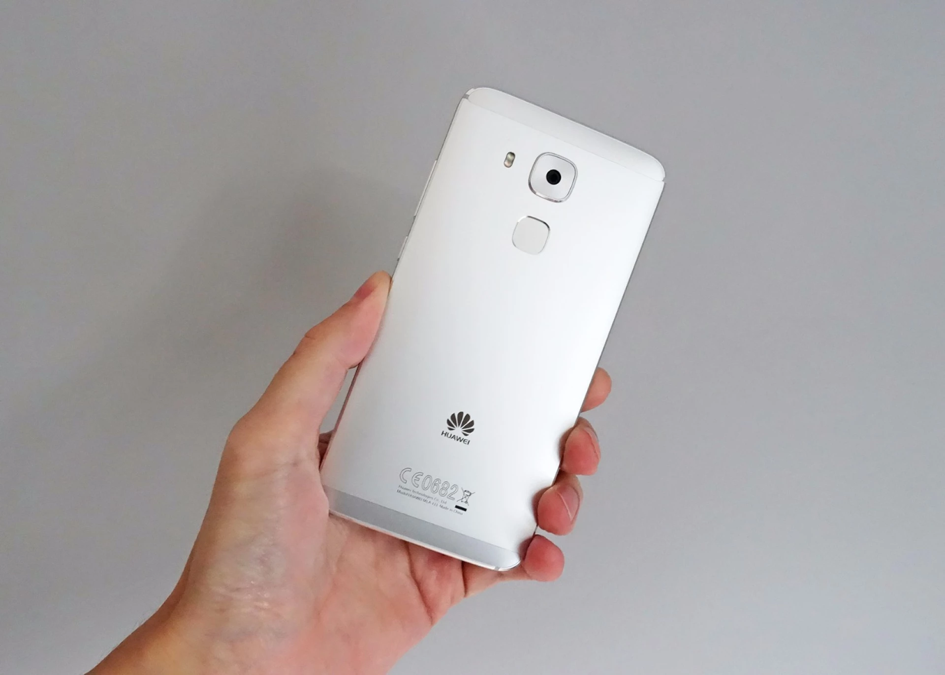 Nova and Nova Plus review: Huawei’s polished mid-rangers don't quite ...