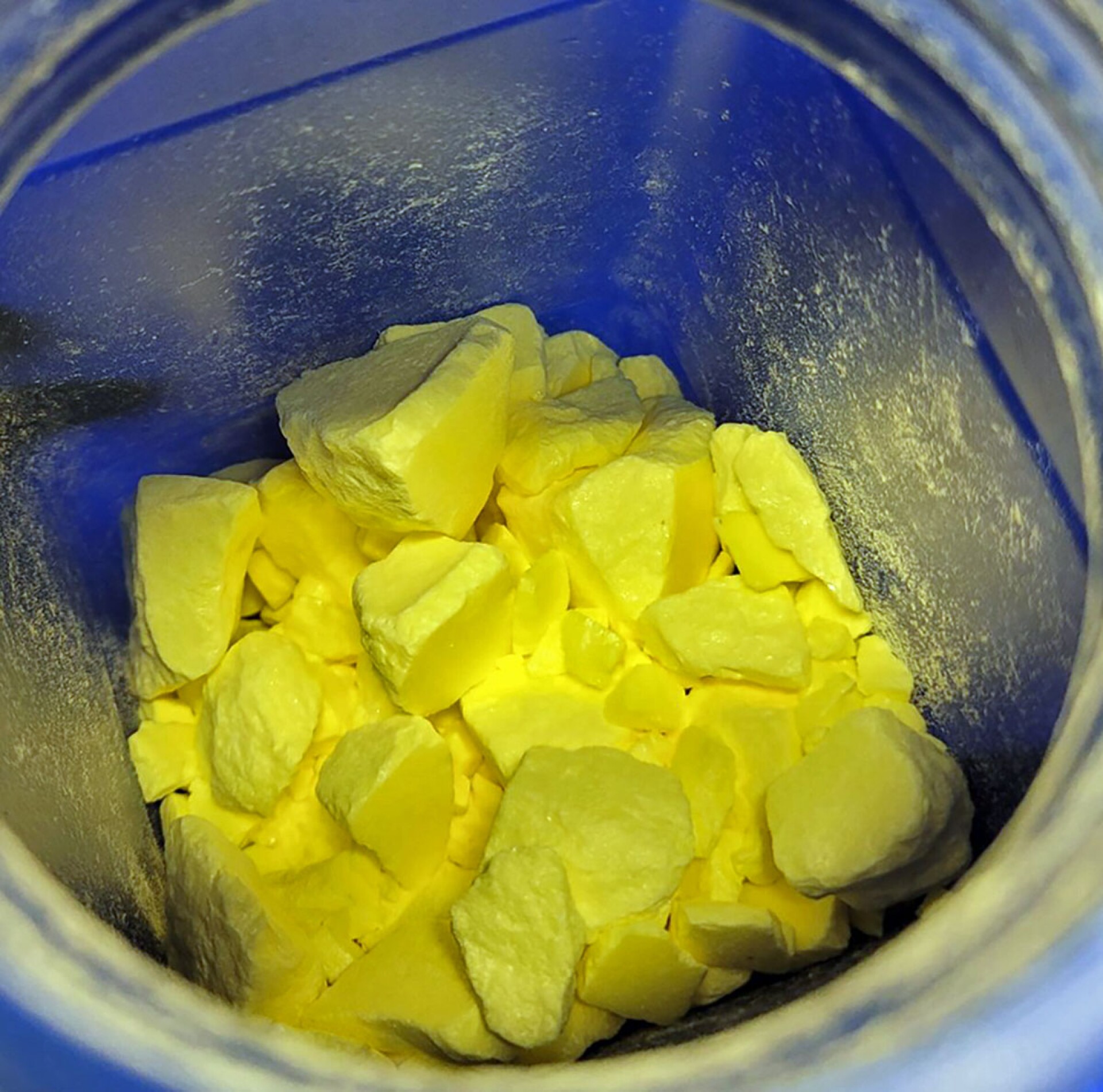 Stellantis lithium-sulfur EV batteries: cheaper, lighter, more range