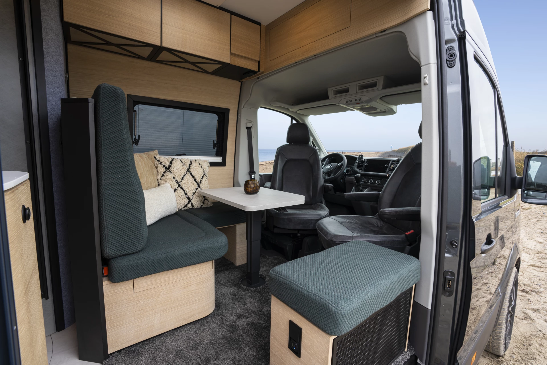Magnificent motorhomes and large camper vans of 2021