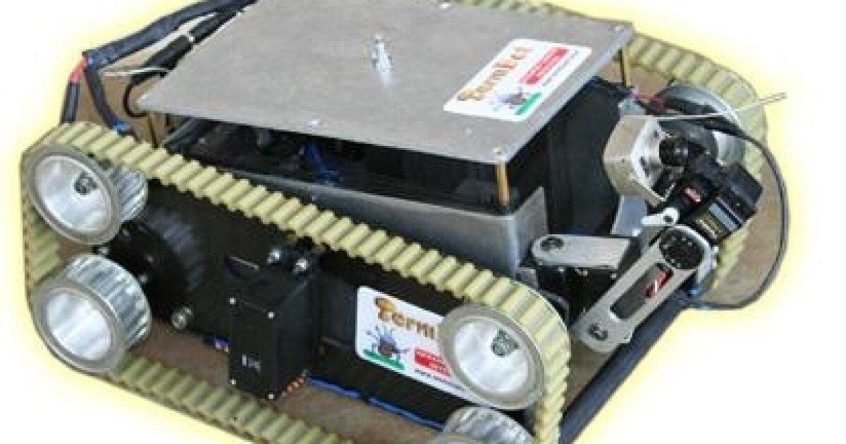 Remote-controlled robot uses thermal imaging to detect and eradicate ...
