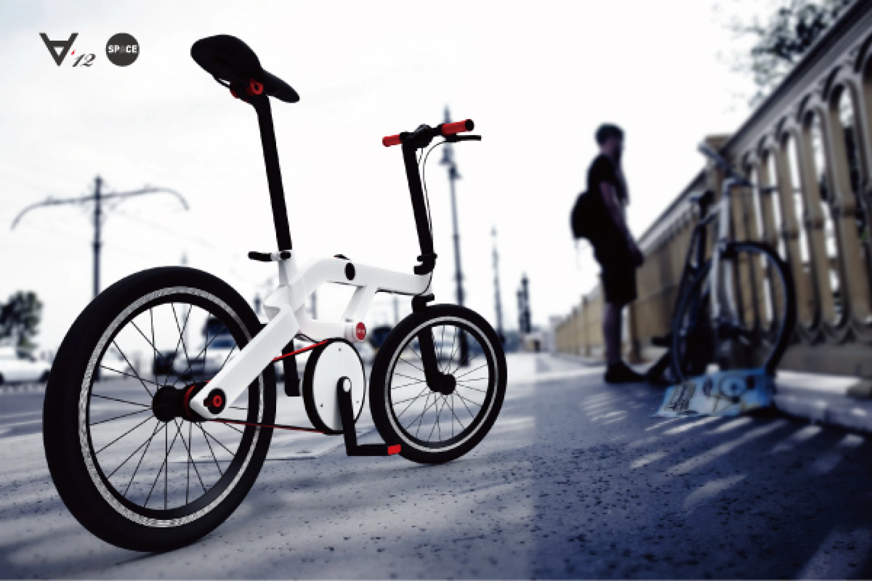 SPACE folding bike unfolds with a touch