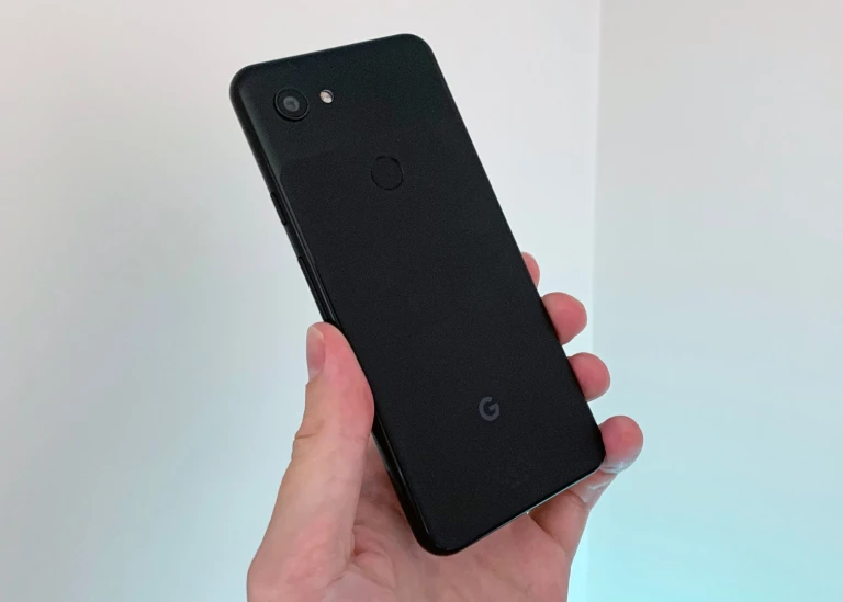 Google Pixel 3a and 3a XL review: Mid-range smartphones never looked so ...