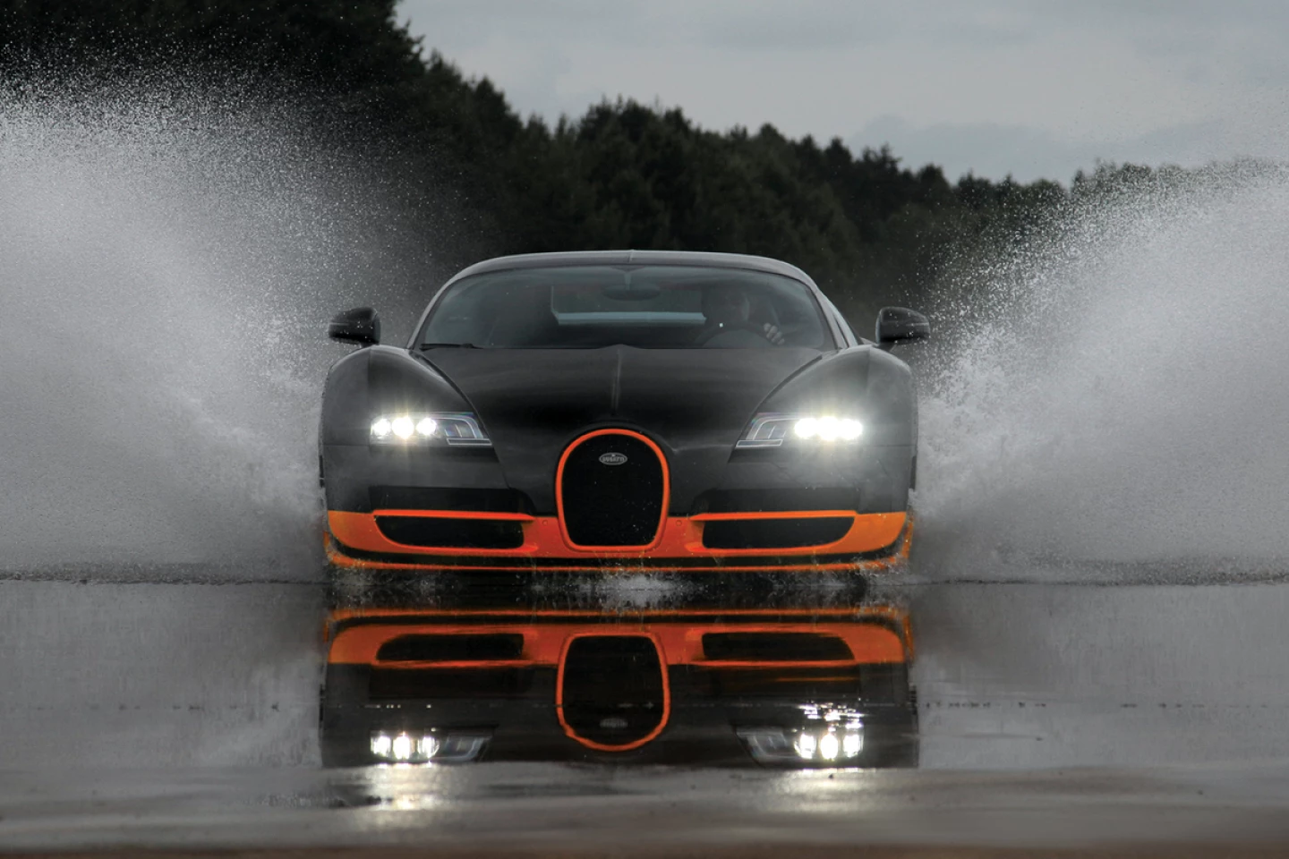 And the world's fastest car is ... the Bugatti Veyron Super Sport (again)