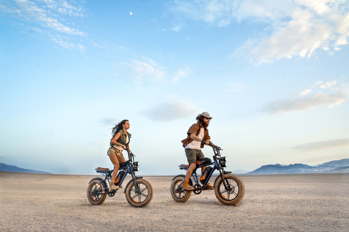 Dual-battery fatbike enables full-squish wild riding for 160 miles