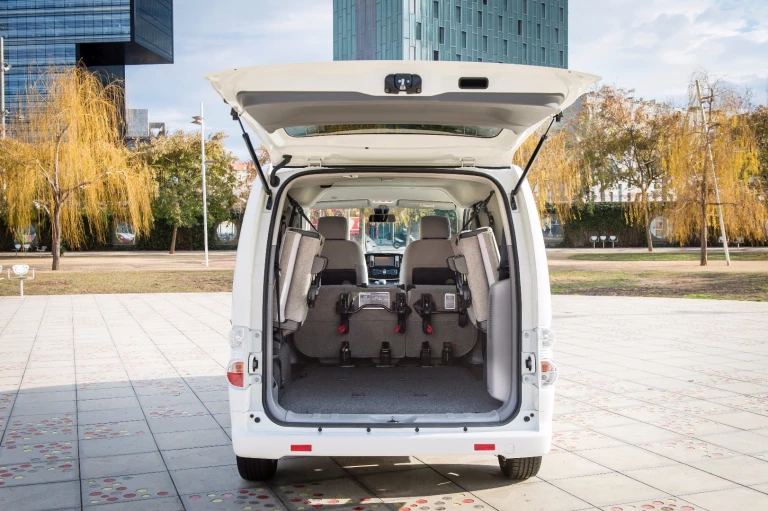 174-mi range expands the appeal of Nissan e-NV200