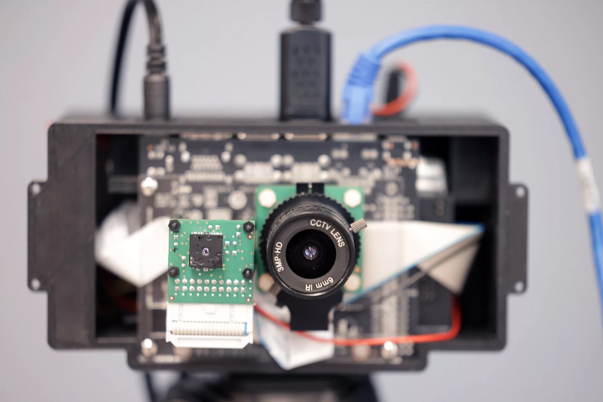 Strange 'smart' camera turns people into stick figures