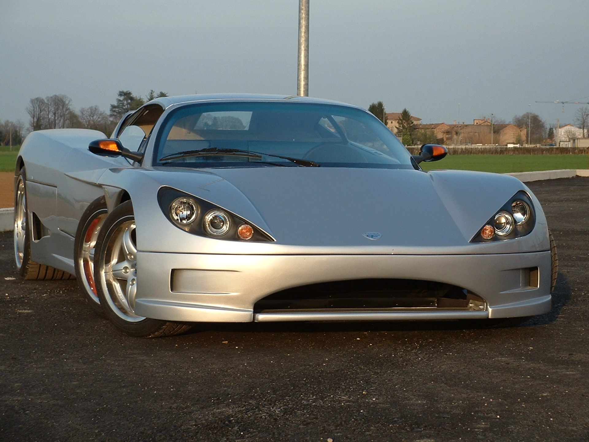 US$400,000 Covini six-wheeled supercar set for production