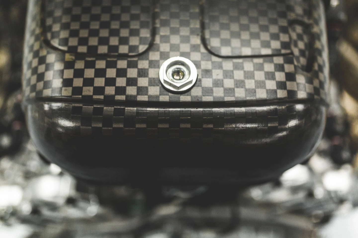 Aston Martin’s Valkyrie V12 engine: 1,000hp, 11,100 rpm, naturally ...