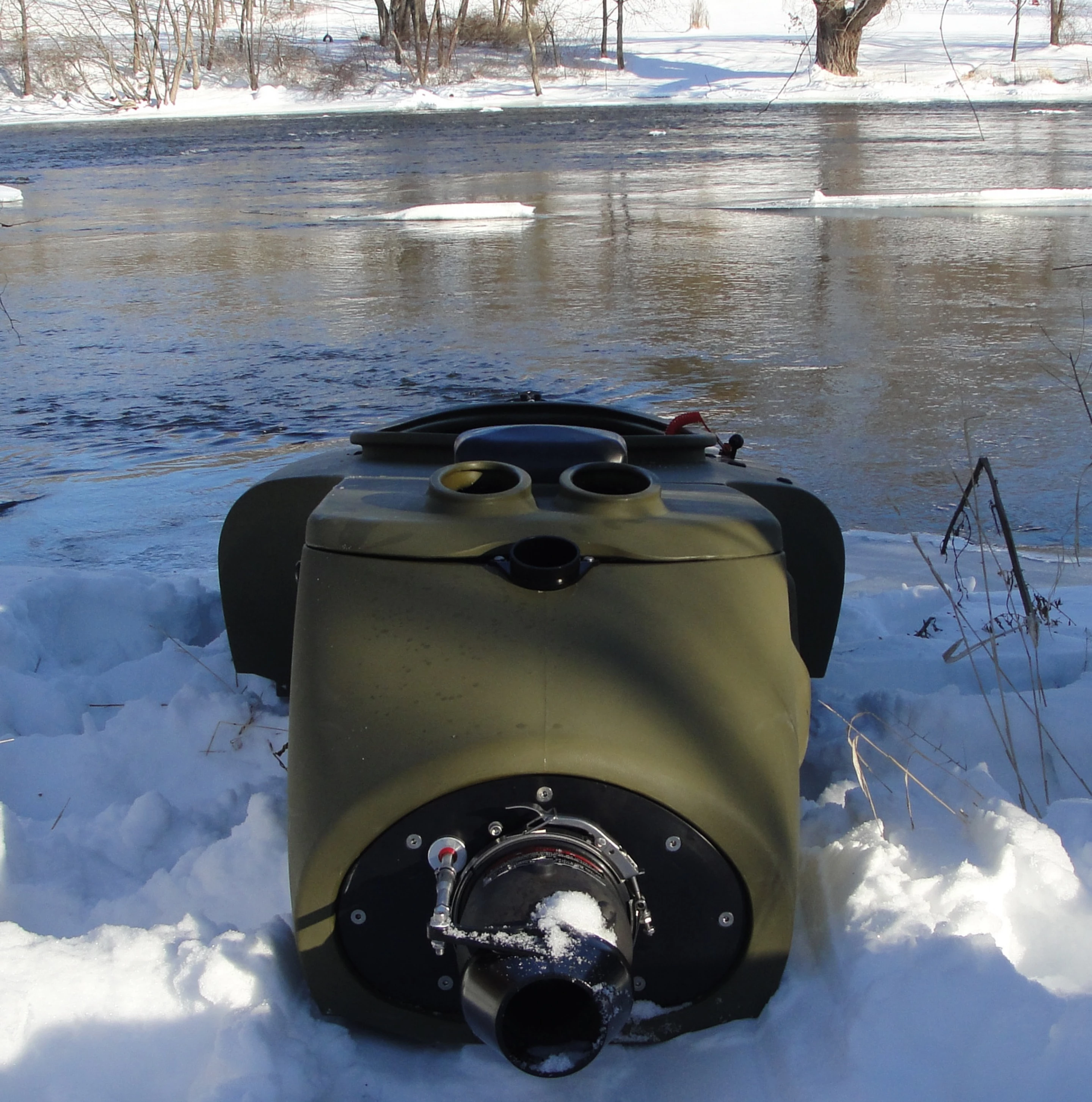 Mokai jet-drive boat breaks down into three nesting pieces for easy ...