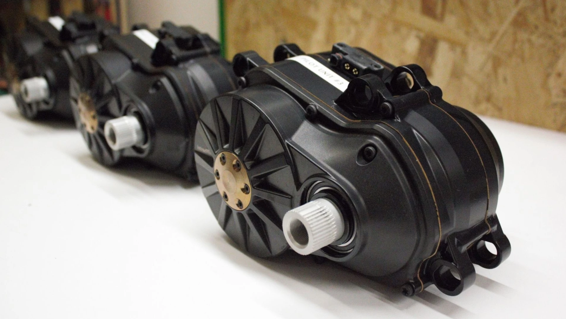 Bike makers invited to ditch the derailleur for combined motor/gearbox