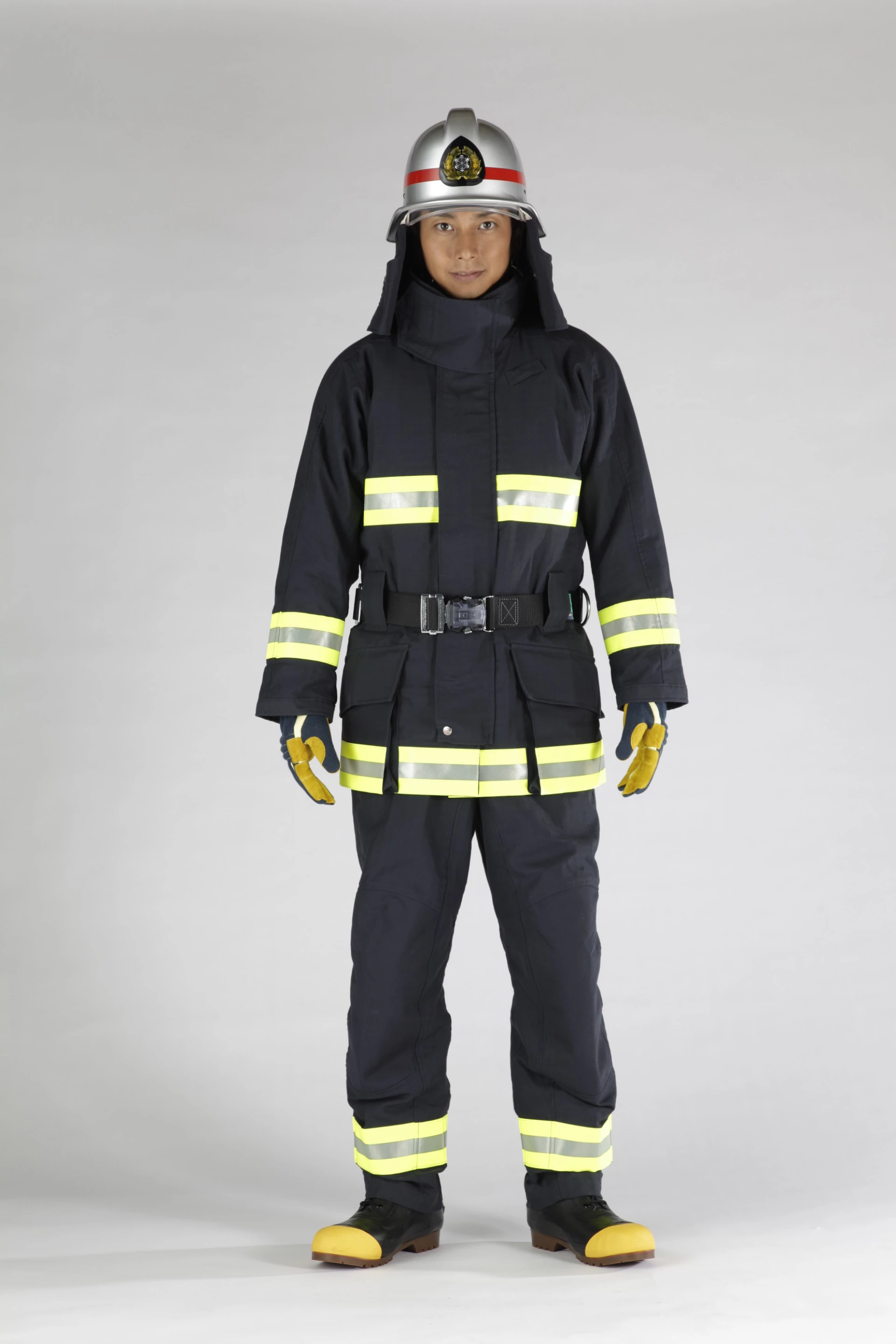 Japanese manufacturer Teijin creates next-gen firefighting suit