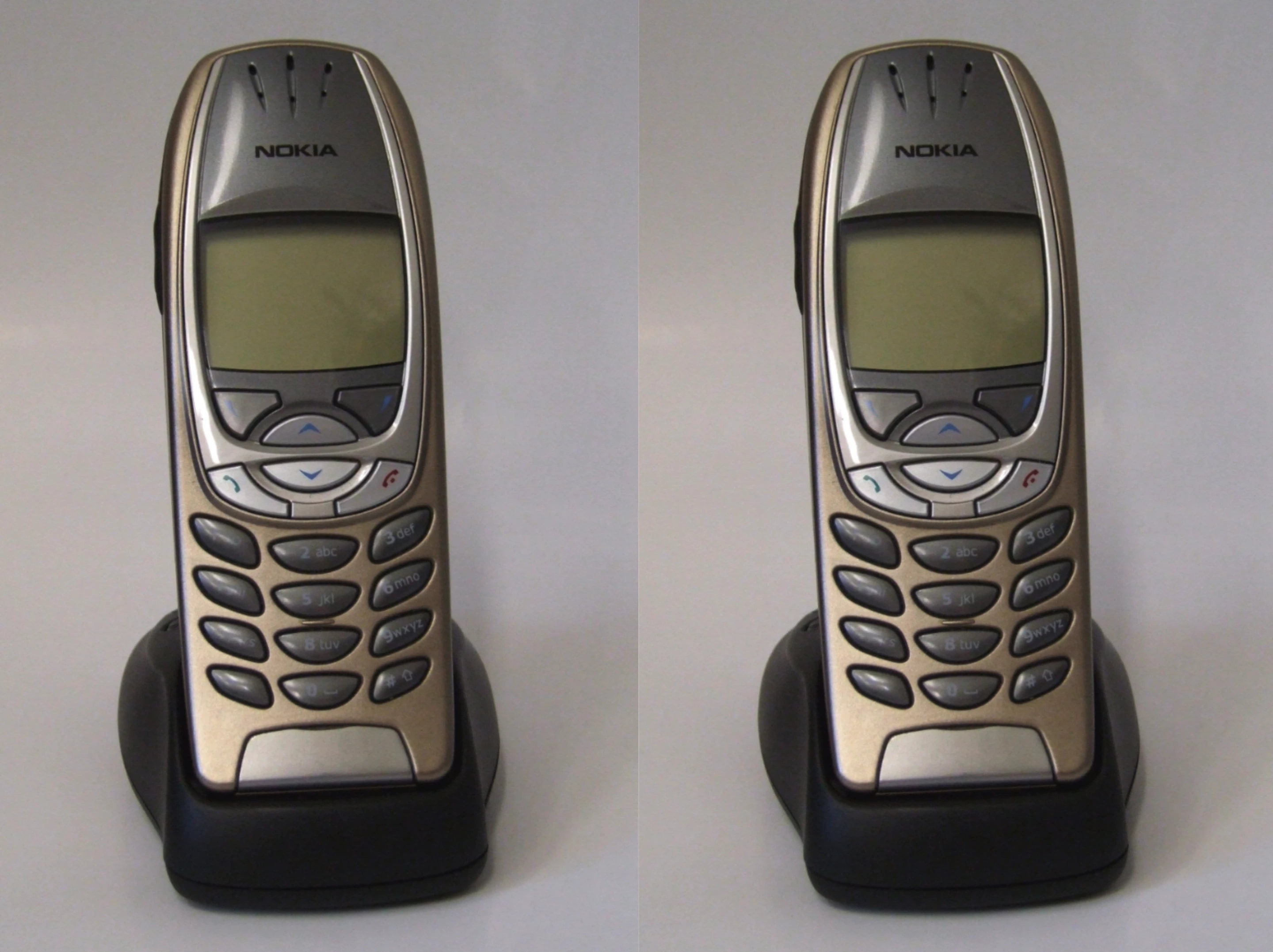 5 "dumb" phones that are much better than the smartphones we have today