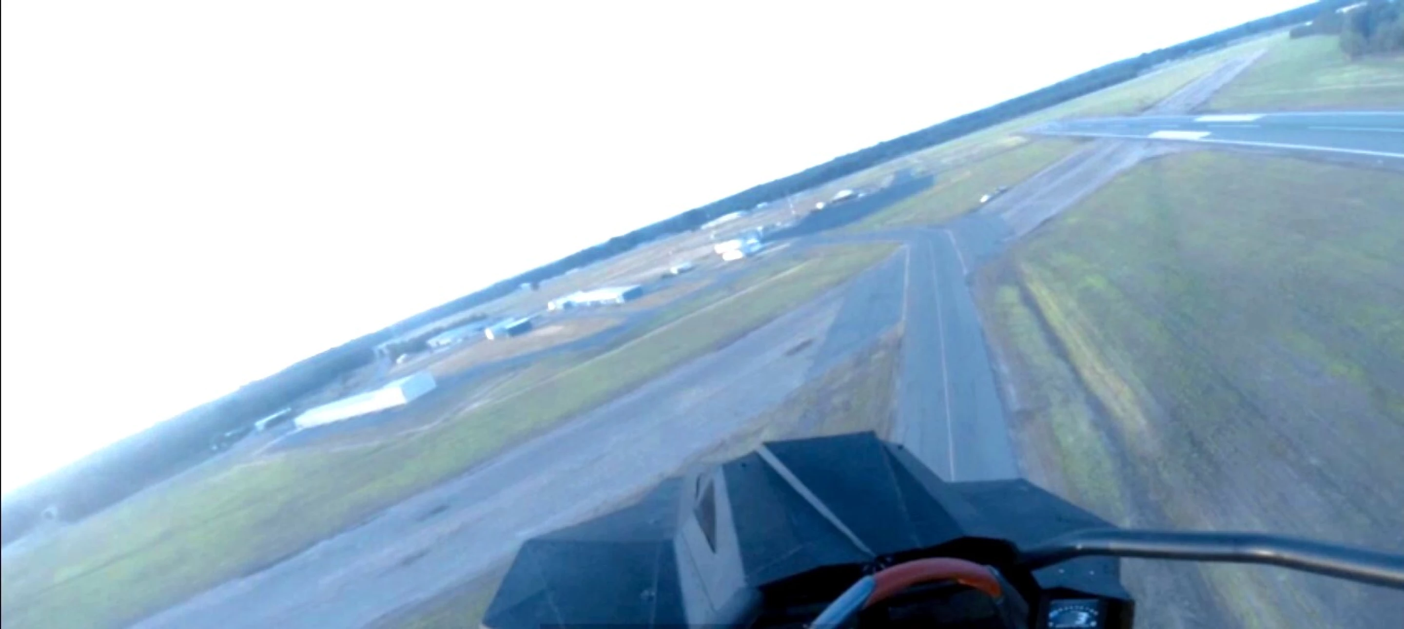 SkyRunner MK 3.2 flying buggy launches in the sky and dirt