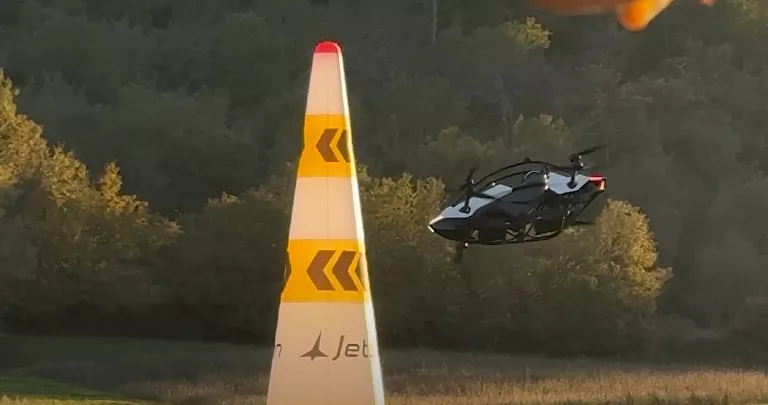 Watch: Jetson founder tests the air for future eVTOL racing