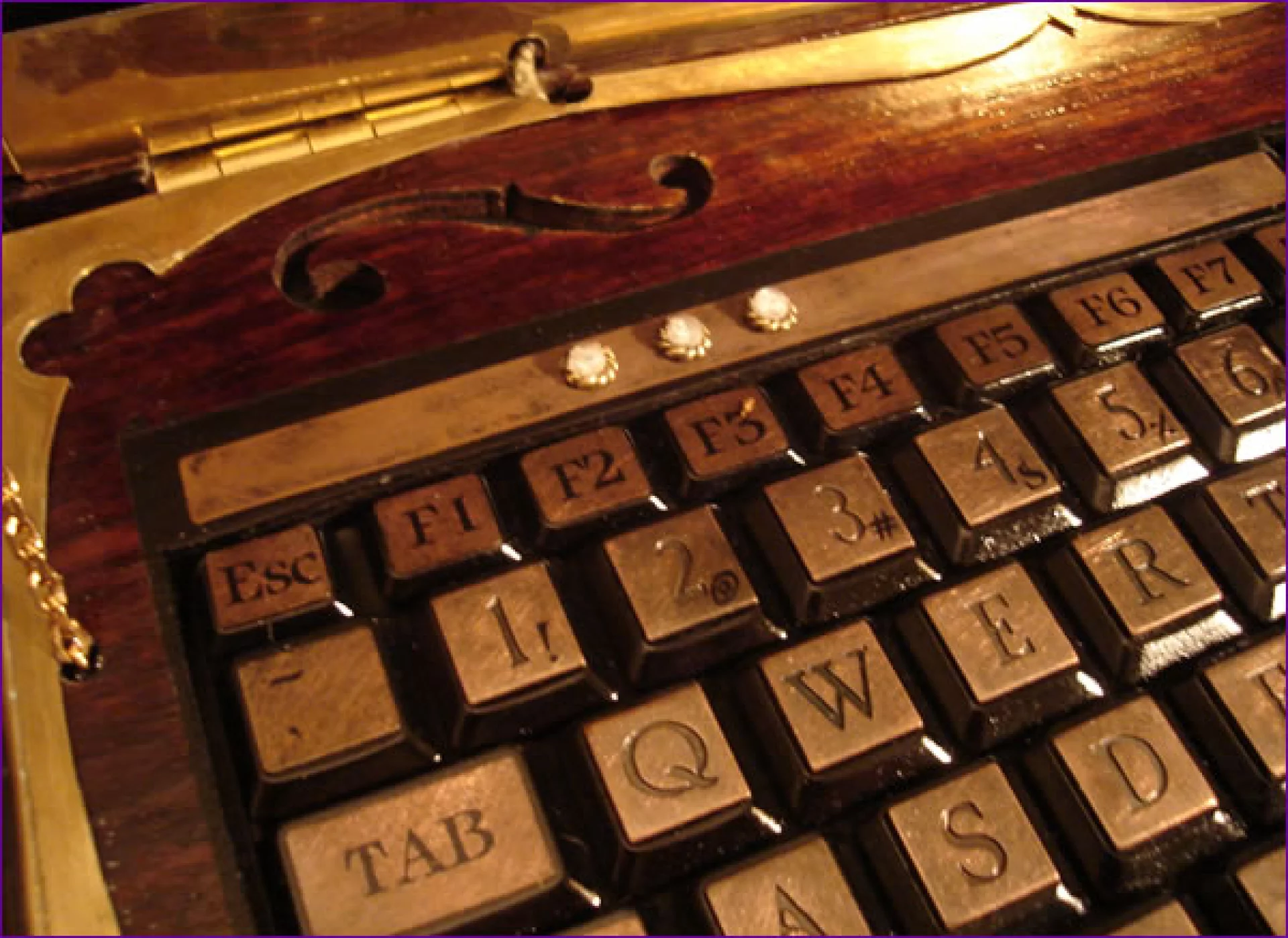 The famous Datamancer’s Steampunk Laptop is now up for sale