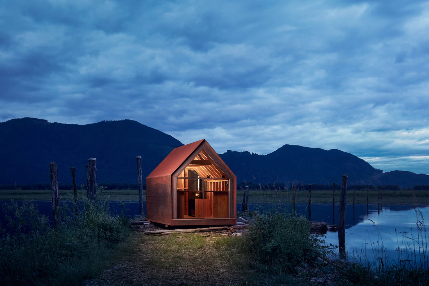 Rusted cabin serves as attractive workspace and shelter