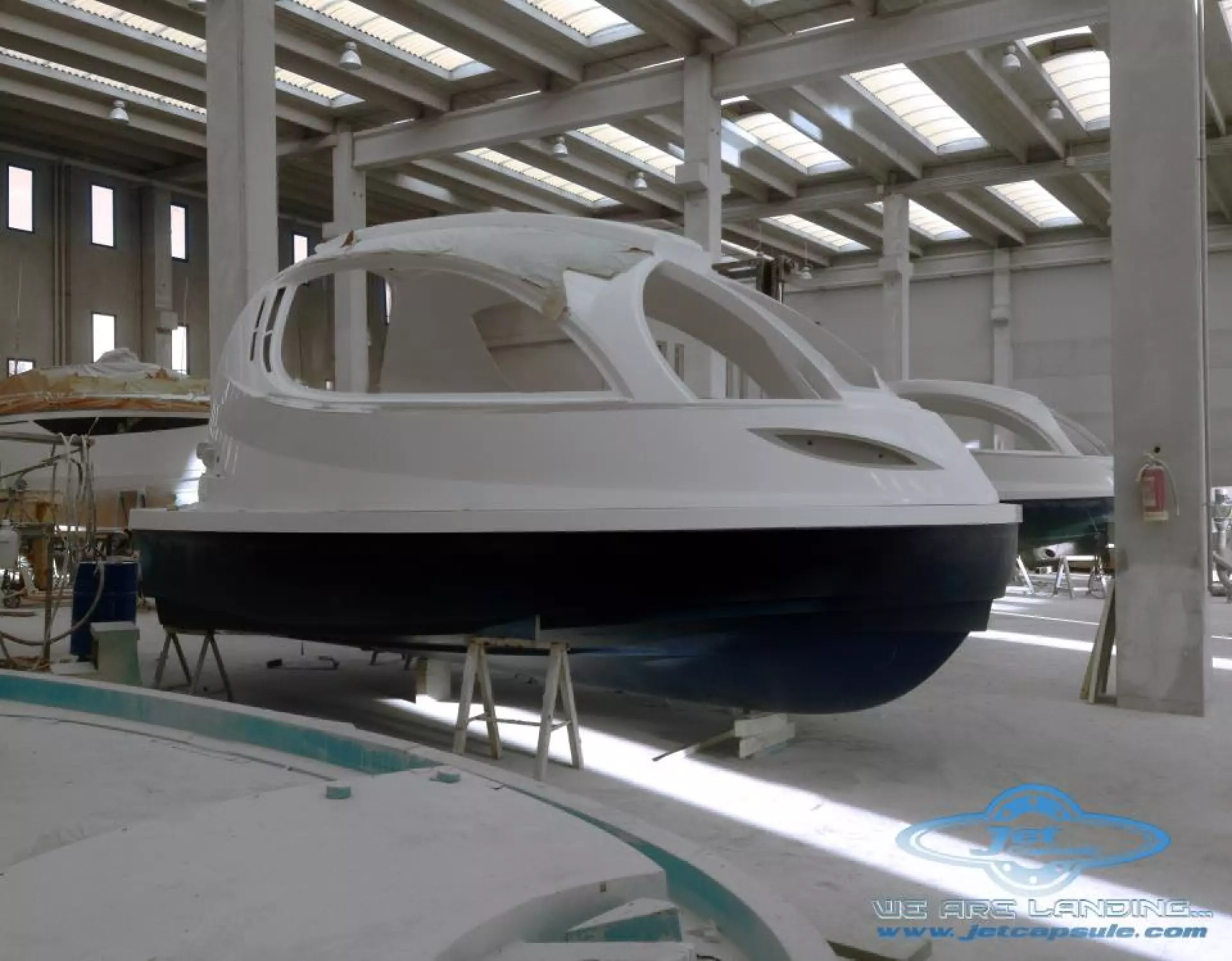 Italian design firm launches its first "mini yacht"