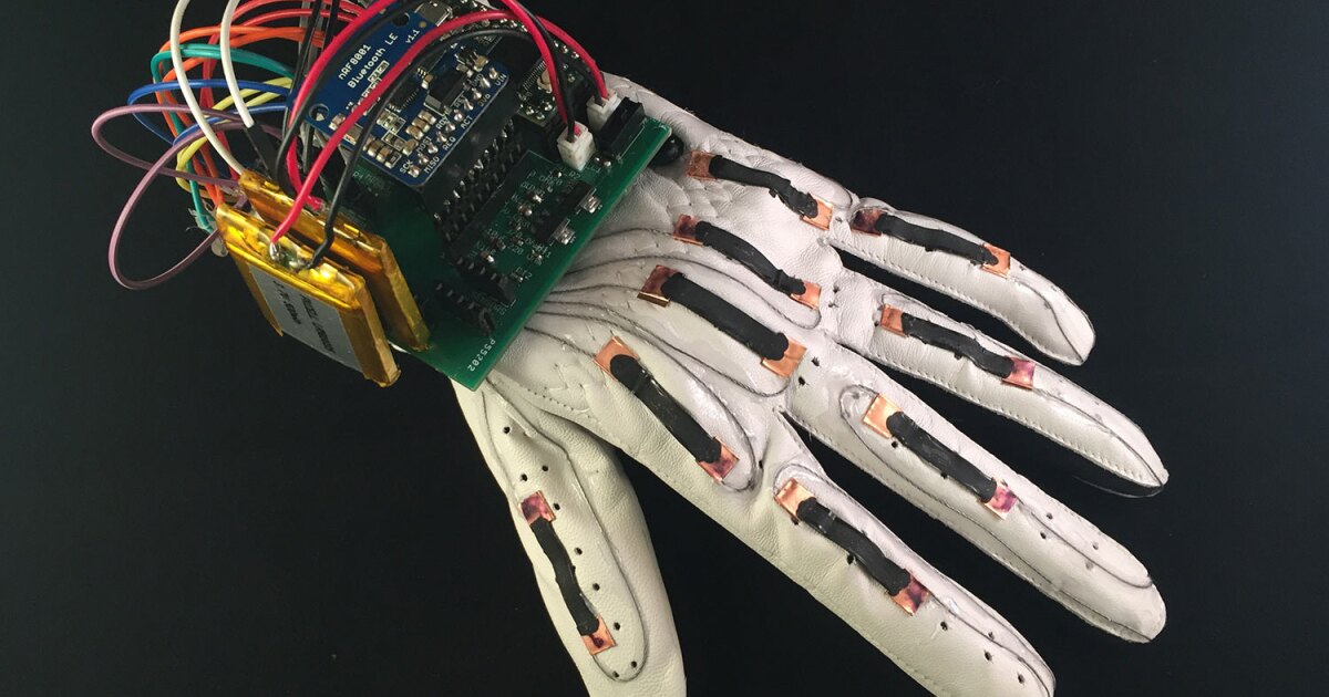 Smart glove translates sign language gestures into text