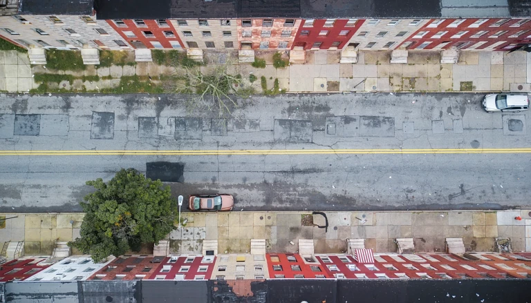 Striking drone photo series places class divide under the spotlight