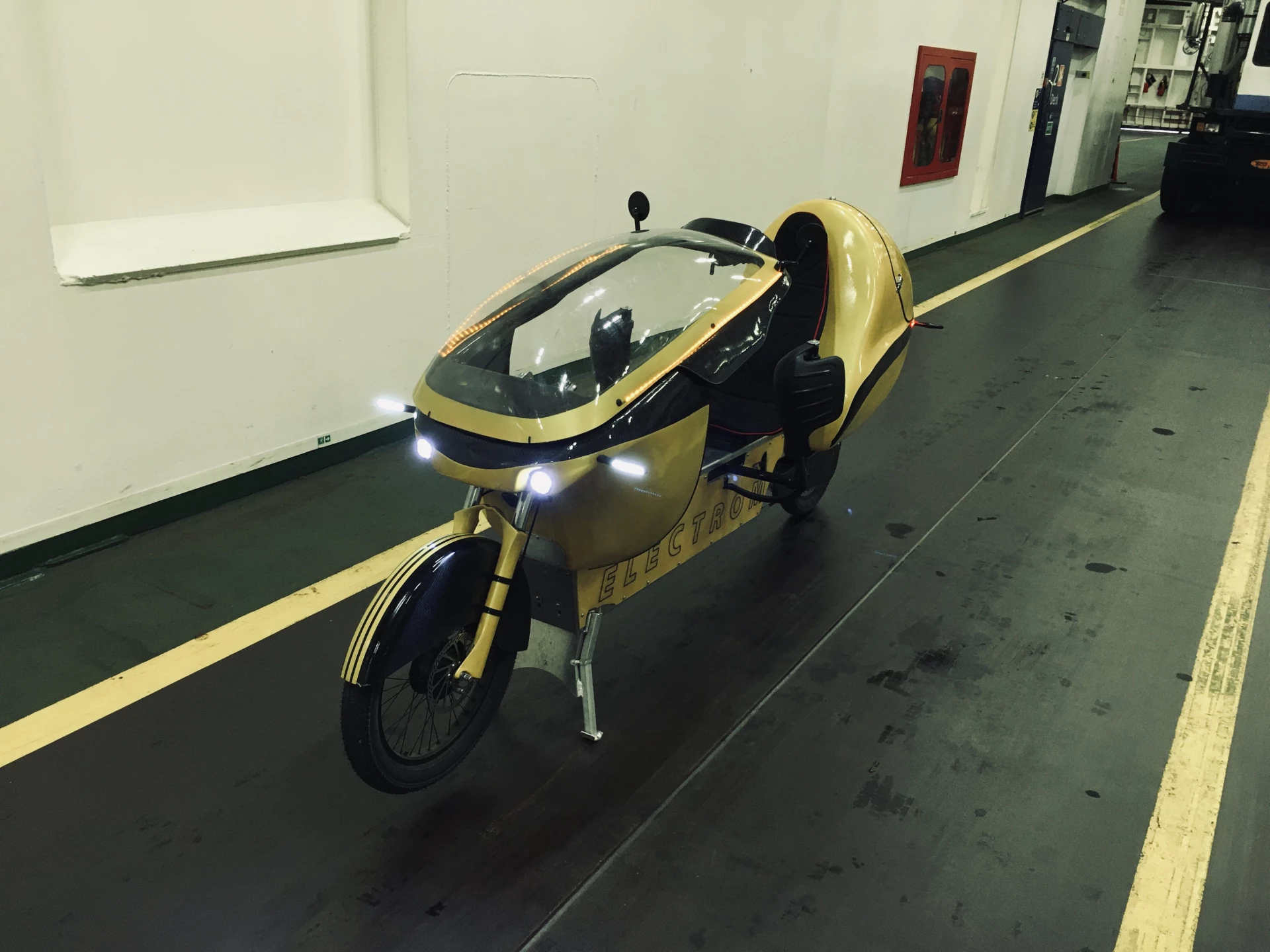 Dual-drive Electrom pedal-electric streamliner enters production