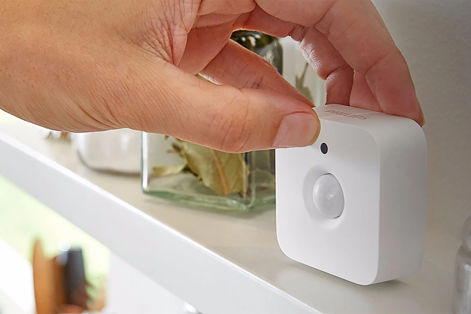 Philips adds a motion sensor to flick on its connected Hue lights