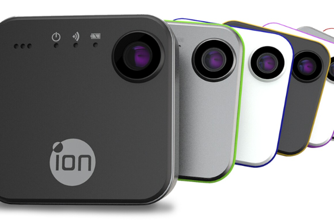 SnapCam wearable camera captures and live-streams HD video