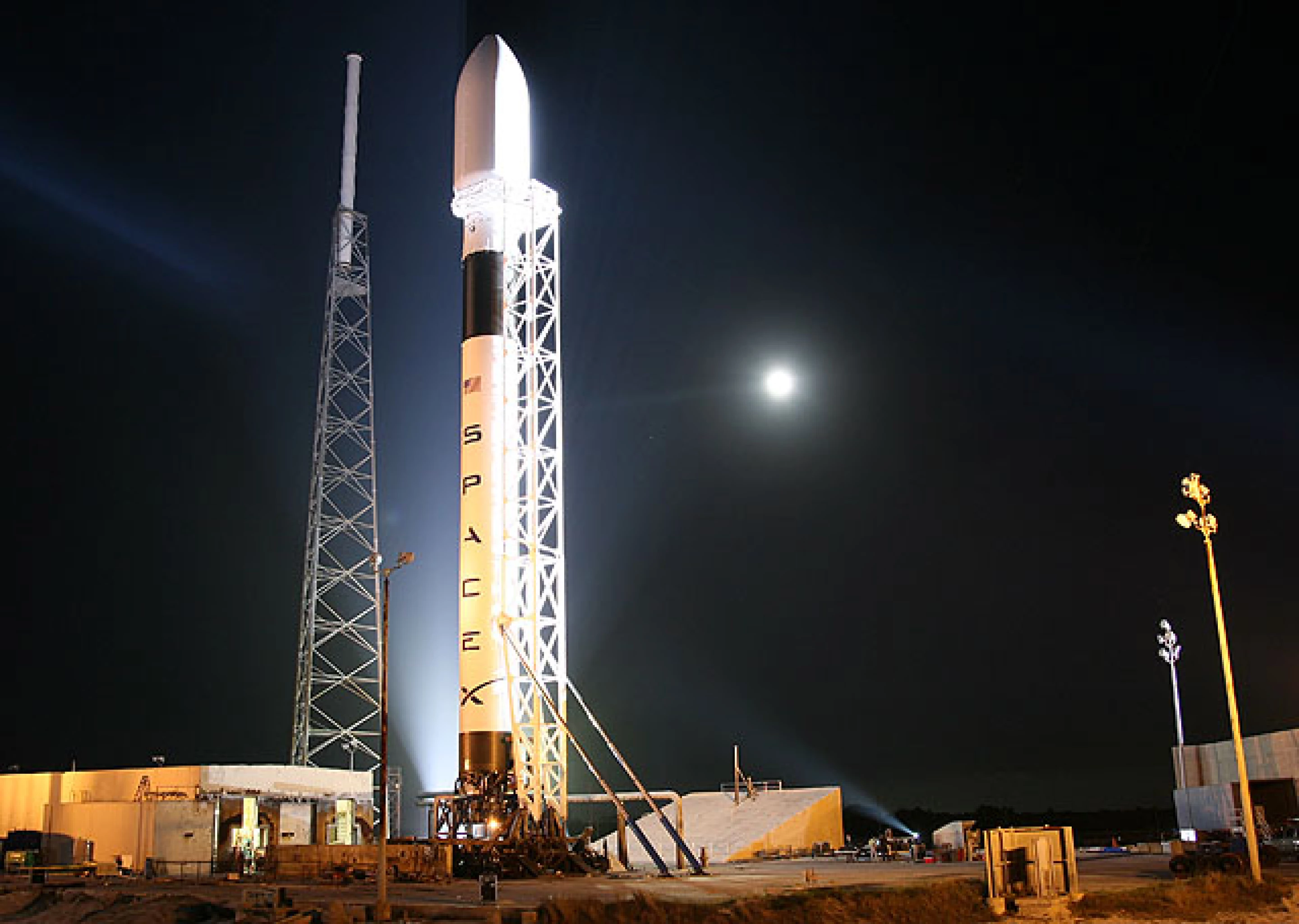 SpaceX to develop a fully and rapidly reusable launch system